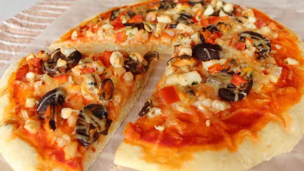 La pizza océane (fruits de mer) — Recette simple et rapide — Alexia Tiga